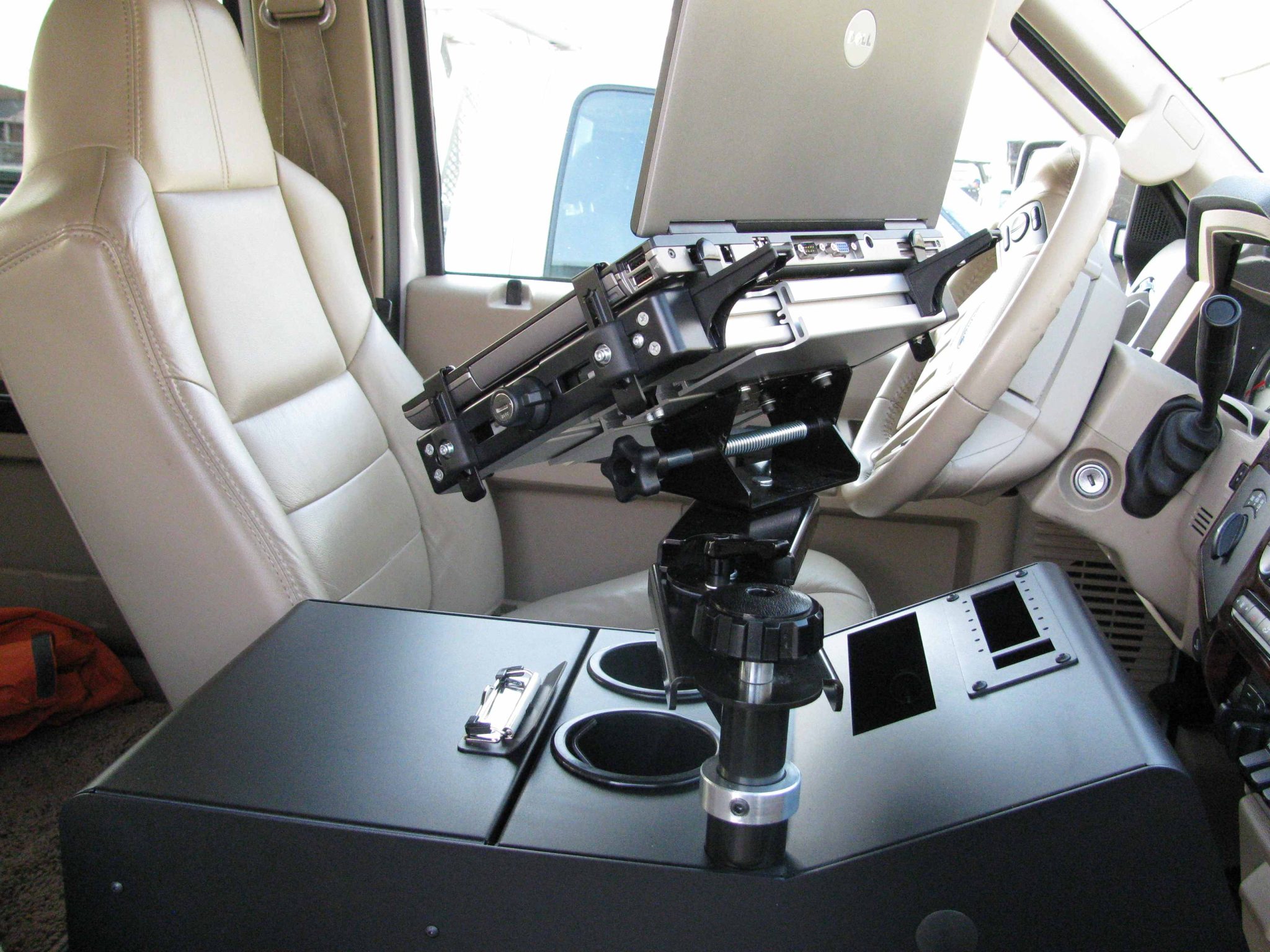 Best Laptop & Tablet Mounts for Utility Trucks | Mobile Desk Mobile ...